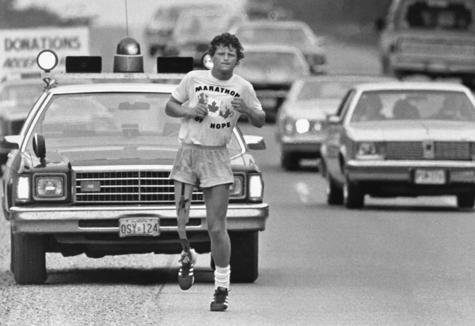The Inspirational Story Of Terry Fox, Who Ran Across Canada With One ...