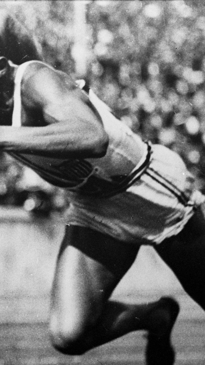 The Inspiring Story Of Jesse Owens And His Historic Moment At The 1936 ...