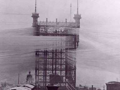 Kisses Goodbye: The Bittersweet Moments Of Love In Wartime (40+ Pics ...